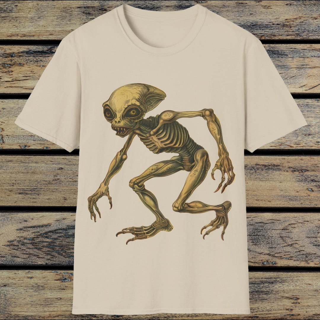Alien T-shirt, UFO Shirt, Sci-fi T-shirt, Alien Graphic Tee, Alien ...