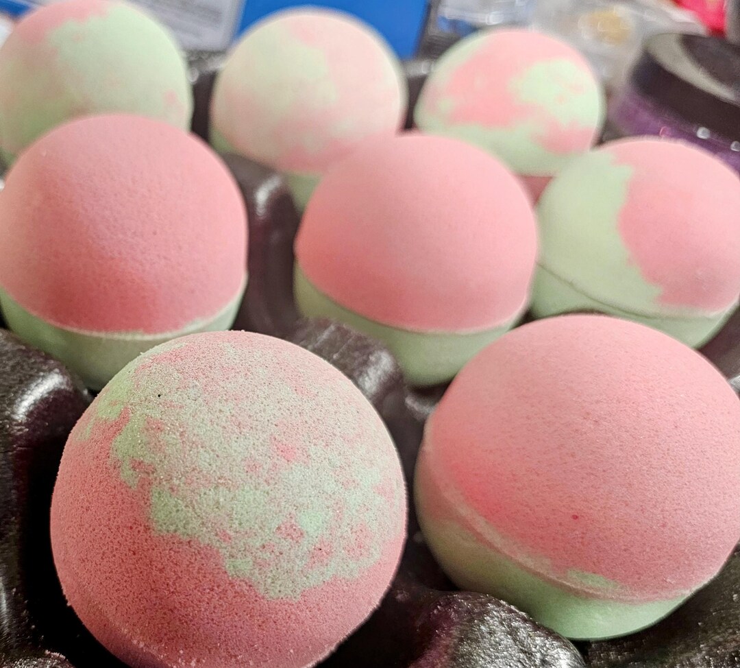 Luxurious Colorful Moisturizing Bath Bomb Fizzy MT Made Hempseed Oil - Etsy