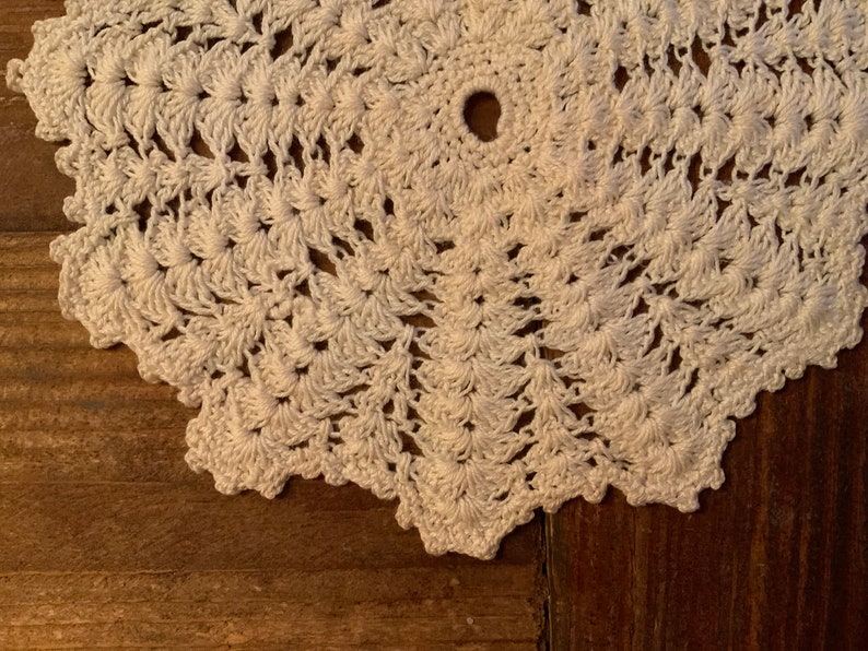 Set of 2 Crochet Cream Colored Doilies - Etsy