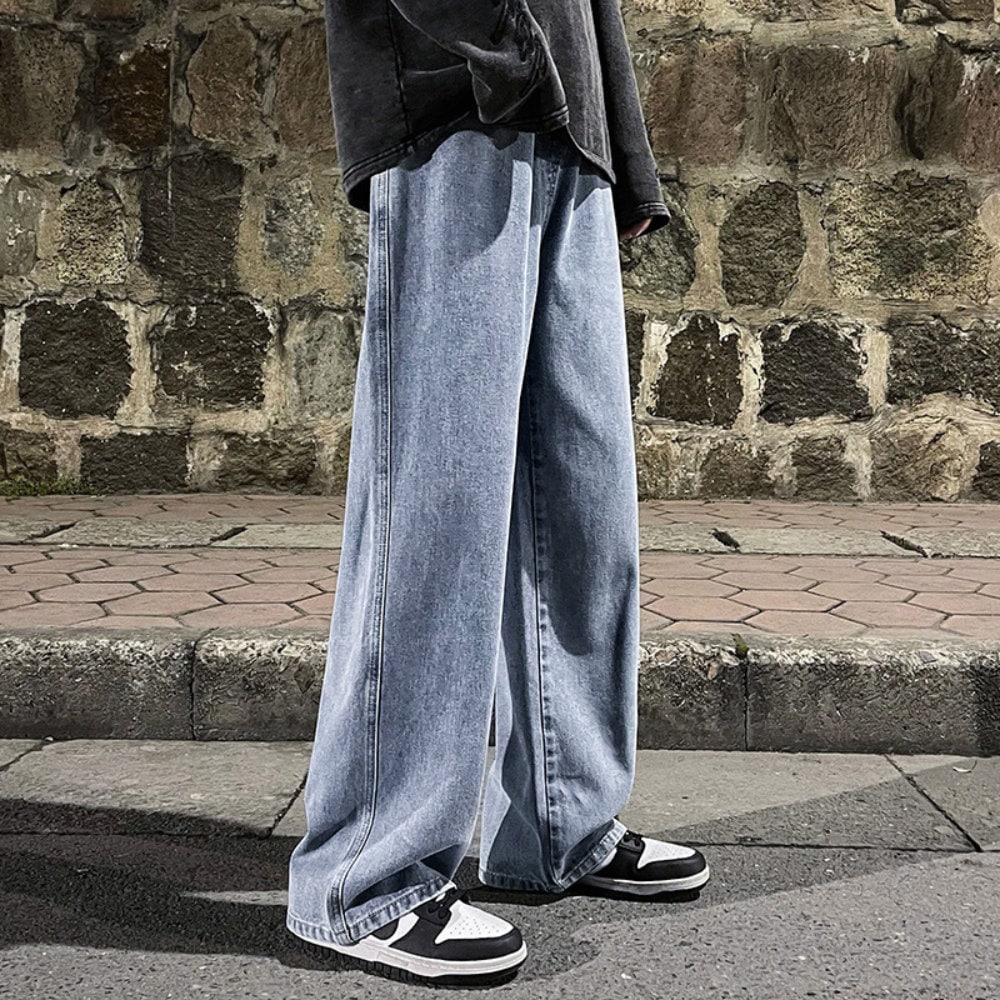 Loose Trendy and Comfortable, Baggy Loose-fit Denim Streetwear Jeans ...