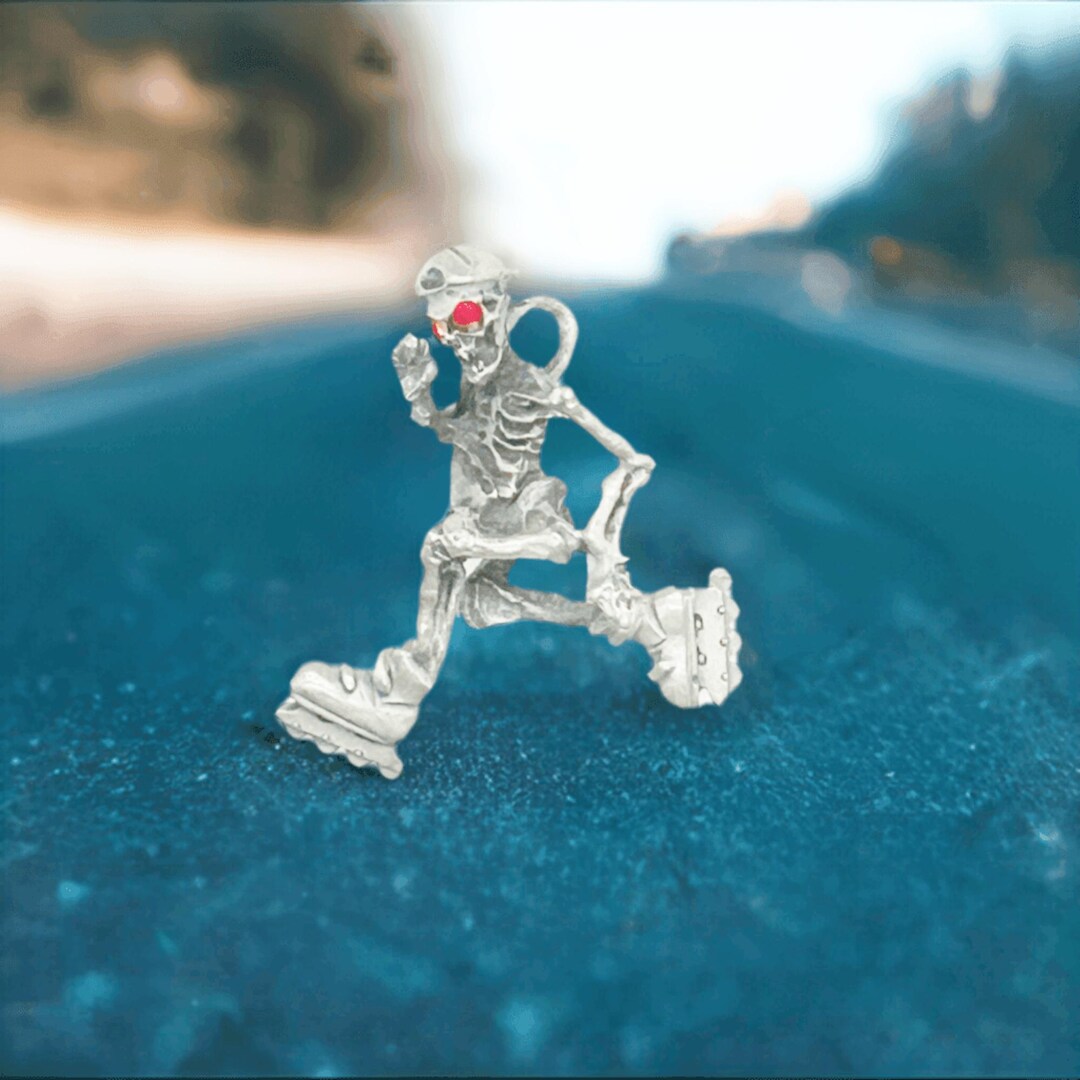 Red Eyed Scary Skeleton on Rollerblades Pendant - Etsy