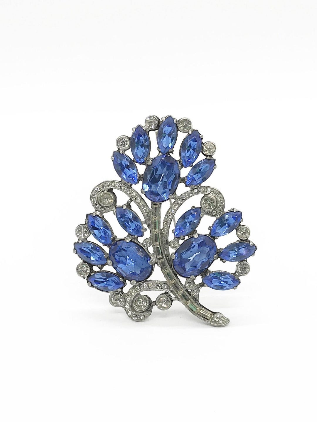 Unforgettable Stop in Your Tracks Blue Vintage Rhinestone Brooch With ...