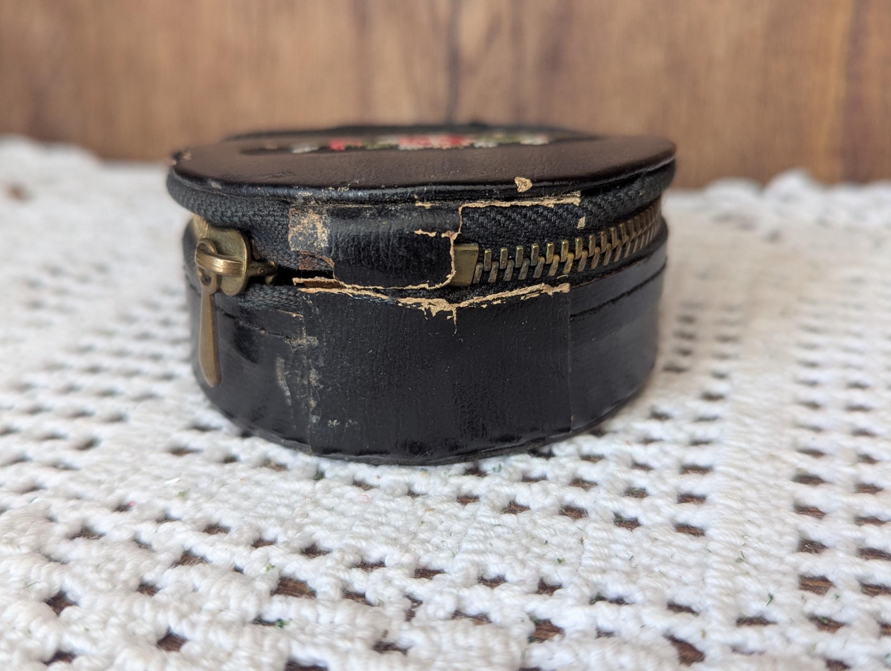 Vintage Petit Pointe Sewing Kit - Etsy