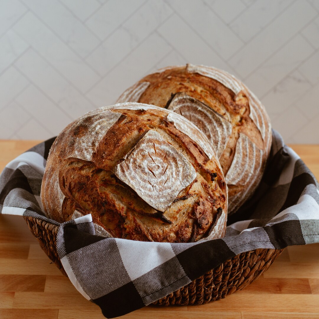 Artisan Roasted Garlic & Asiago Sourdough Loaf Organic Handcrafted ...