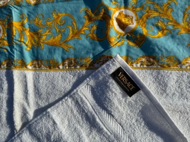 GIANNI VERSACE Vintage New Old Stock With Tag Bath Towel Set 2 Pieces ...