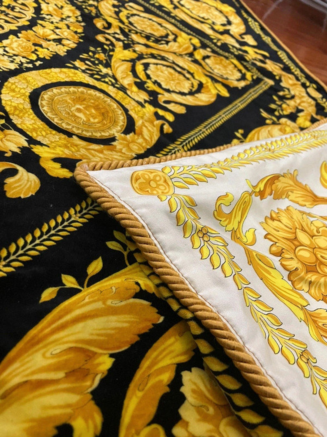 GIANNI VERSACE Vintage Rare Baroque Double Face Velvet Table Mat Bed ...