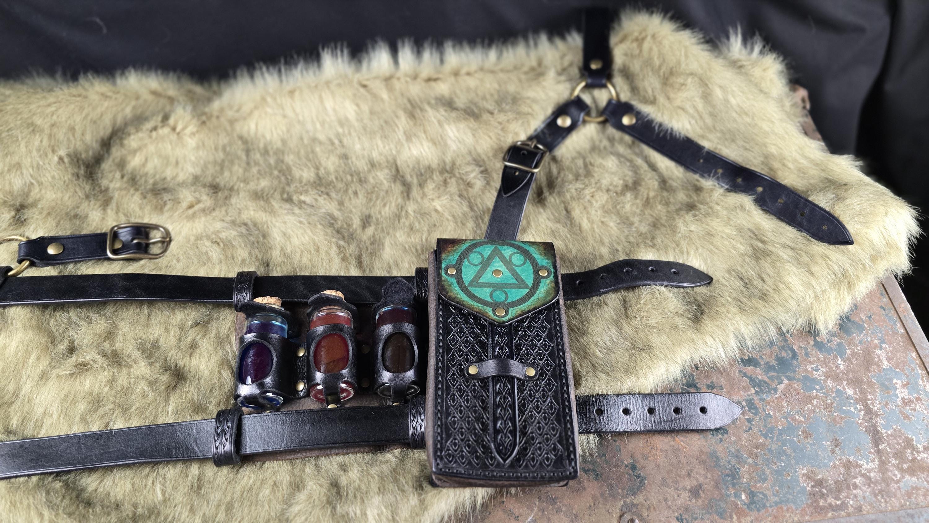 Viper Alchemist Leather Thigh Holster: LARP Cosplay Potion Baldric - Etsy