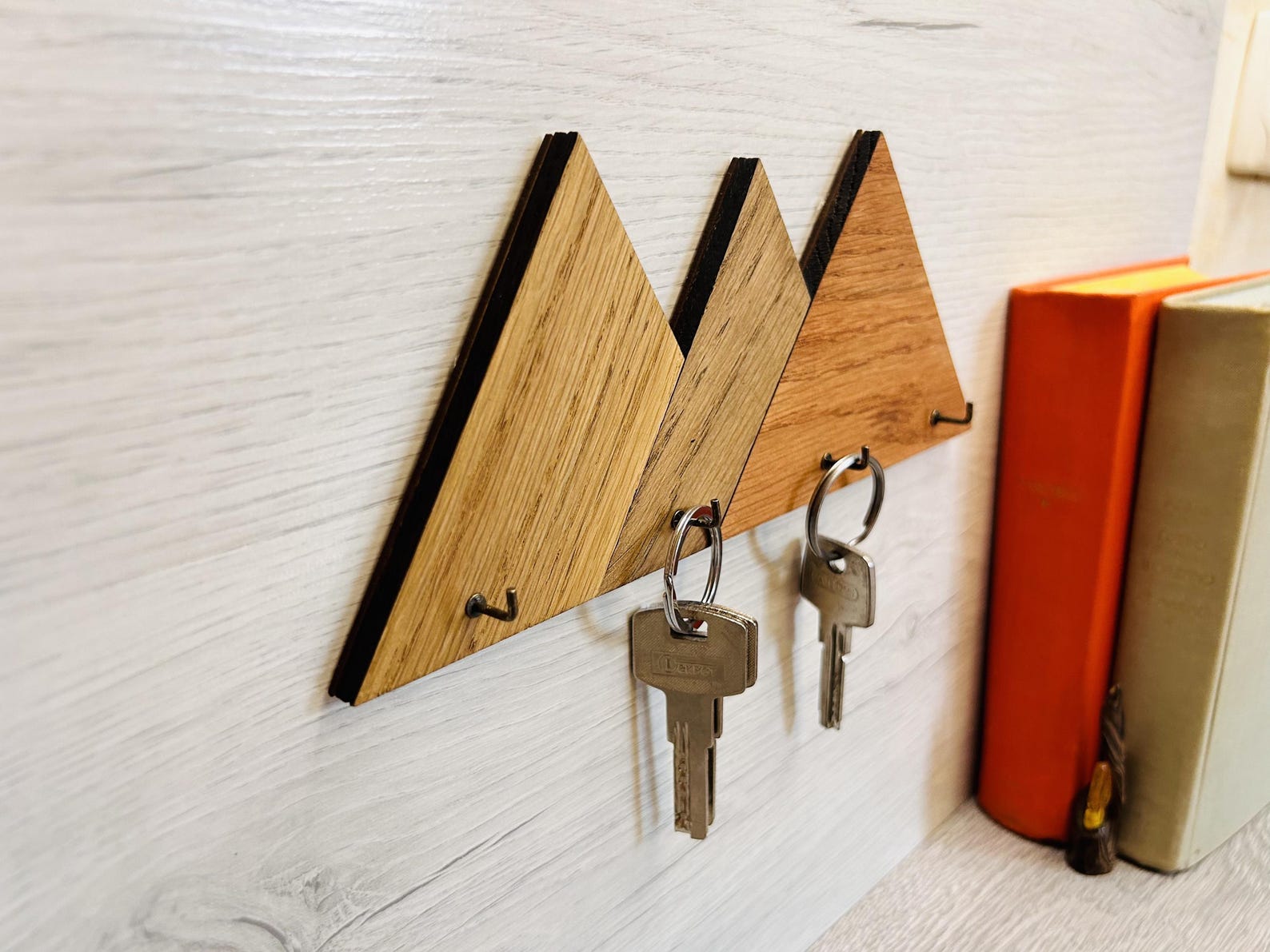Handmade Wooden Key Holder Wall-mounted Key Organizer, Rustic Entryway ...