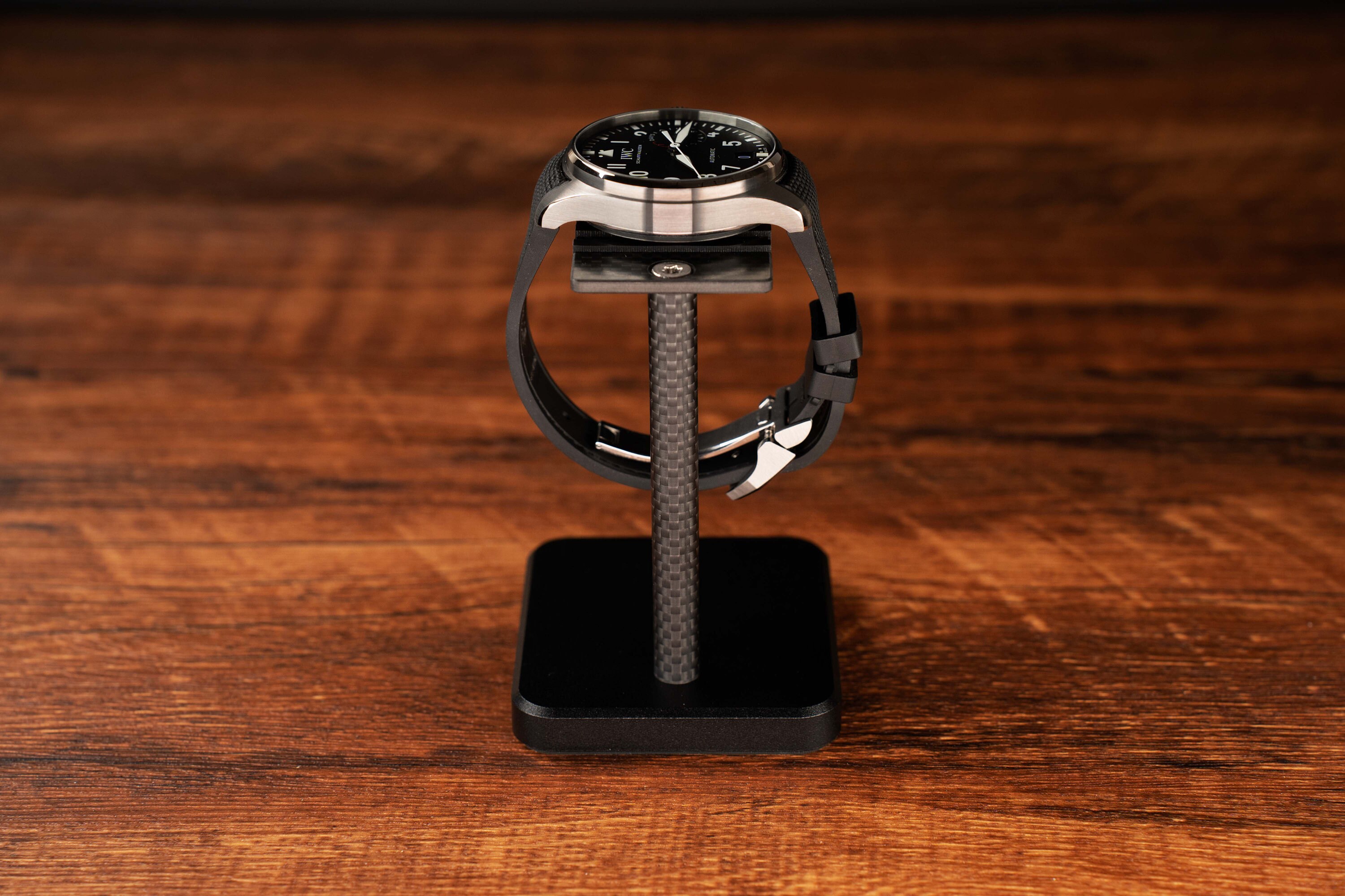 Aluminium Watch Stand Carbon Fiber Frame Hard Anodized Aluminium Base ...
