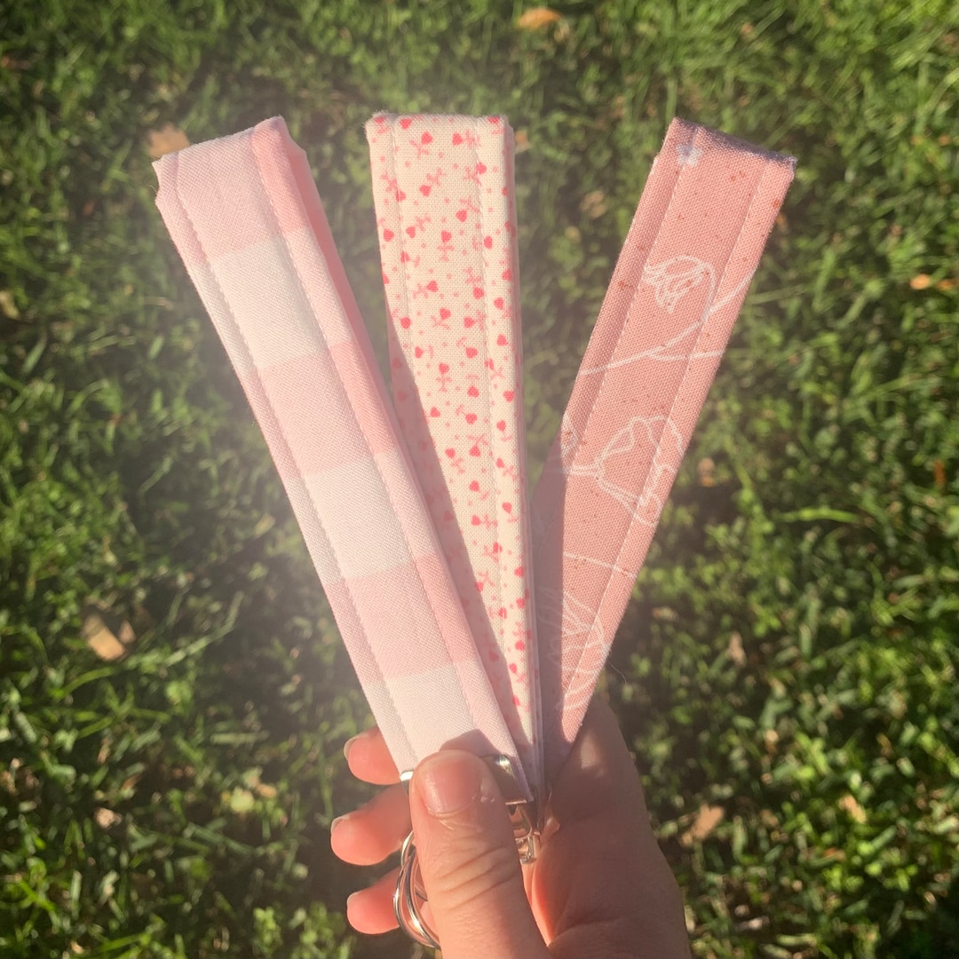 Pink Keychain Wristlet, Valentine's Day Gift, Floral, New Driver Gift ...