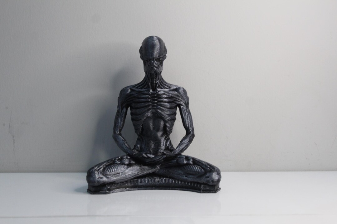 Yoga Sitting Alien Xenomorph Action Figure - Etsy