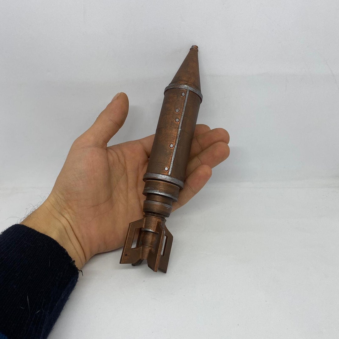 Handmade Rust Rocket: Fan Art Decor (20cm) - Etsy