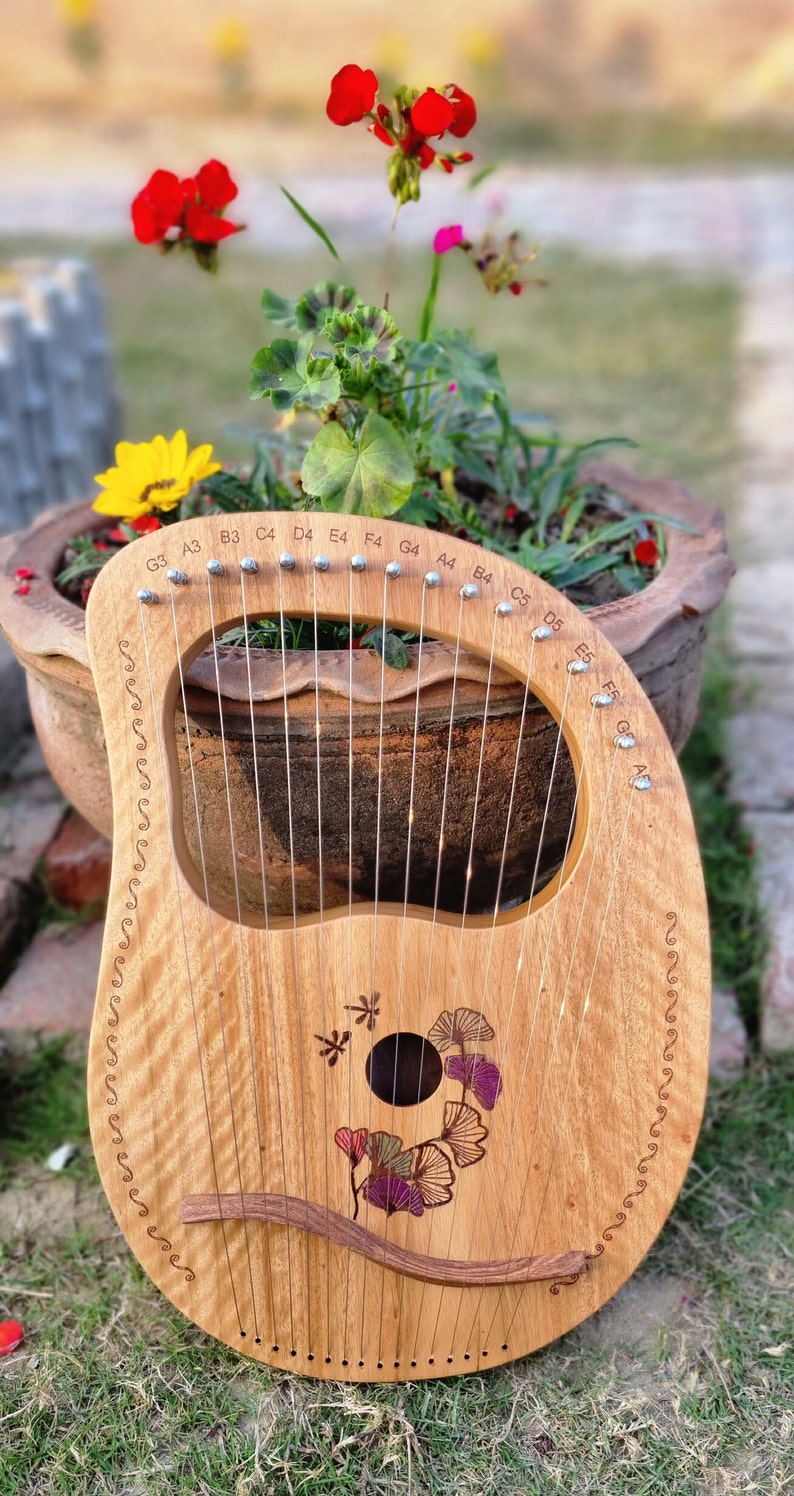 16 String Lyre Harp Lotus Leaf Carving Vintage Color Mahogany Lyre