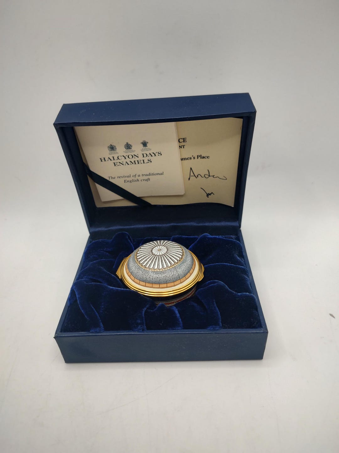 Halcyon Days Royal Albert Hall London Trinket or Pill Box C2001 - Etsy