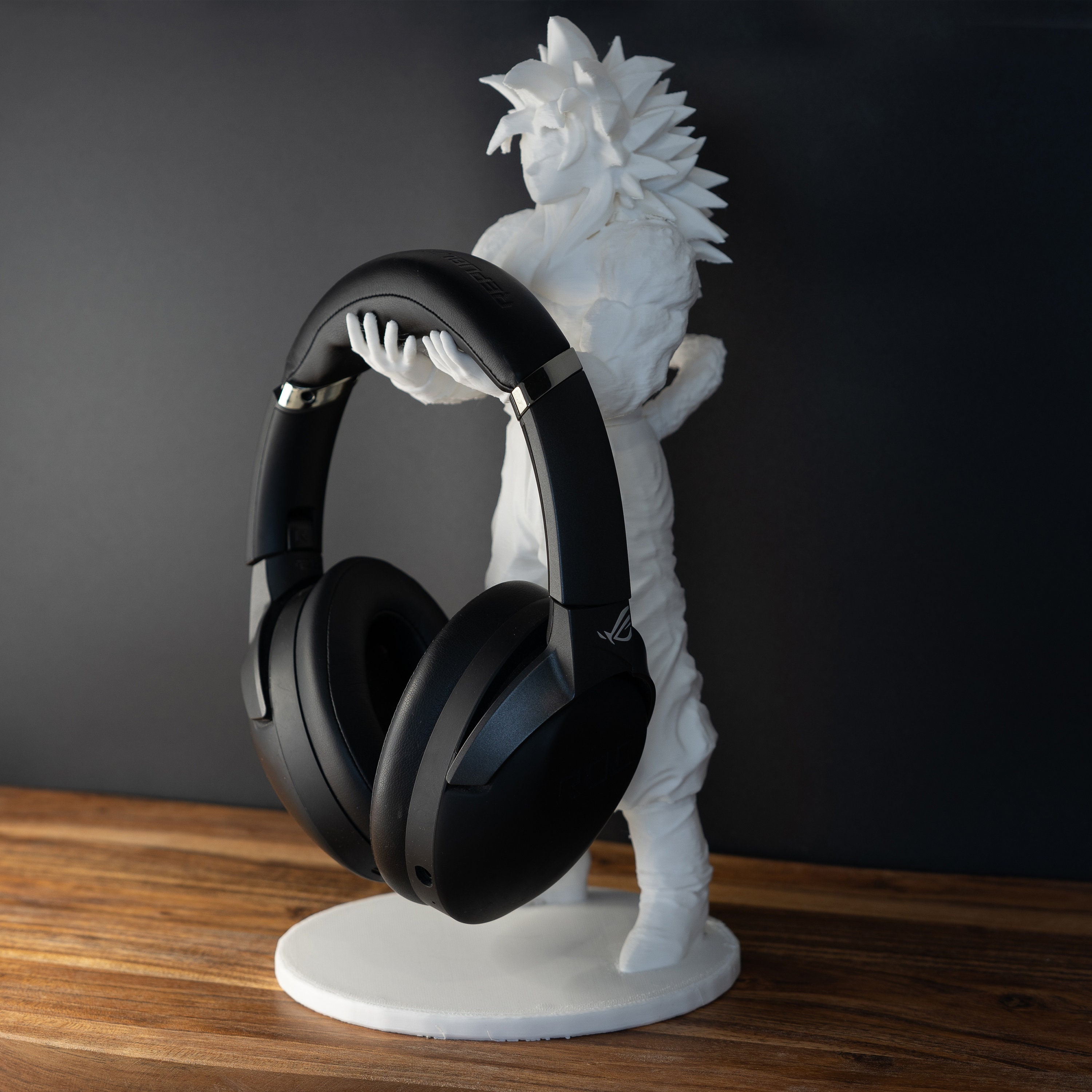 Goku Super Saiyan 4 Headphone Stand Gaming and Desk Accessory Gift ...
