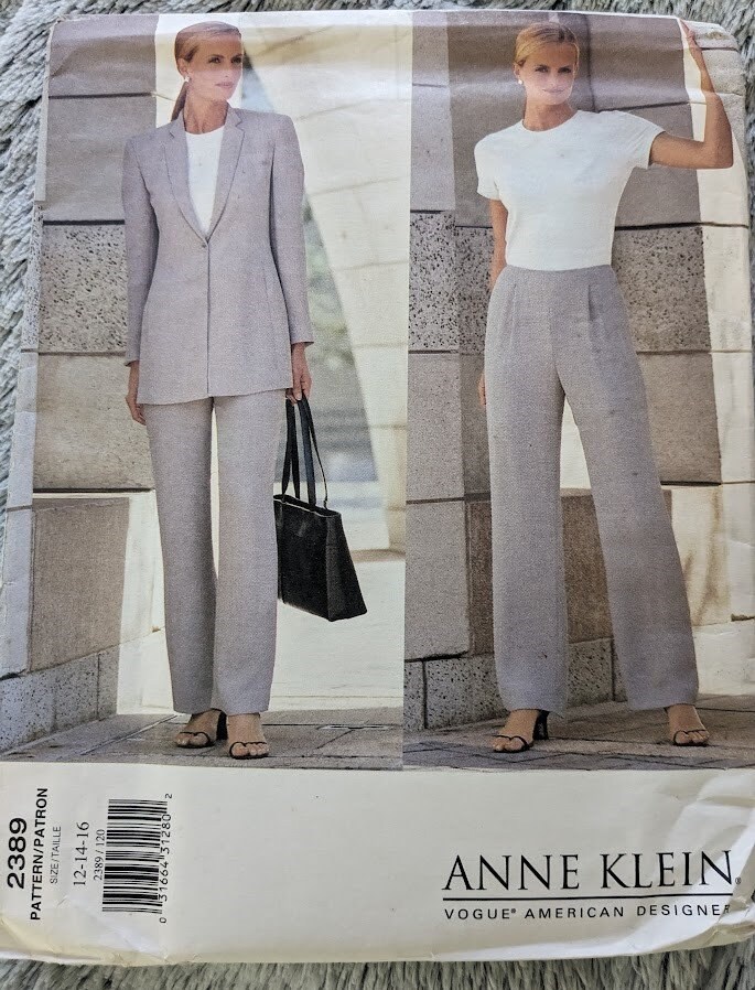 Uncut Sewing Pattern Vogue Designer 2390 1922 2827 1128 2625 2389 2896 ...