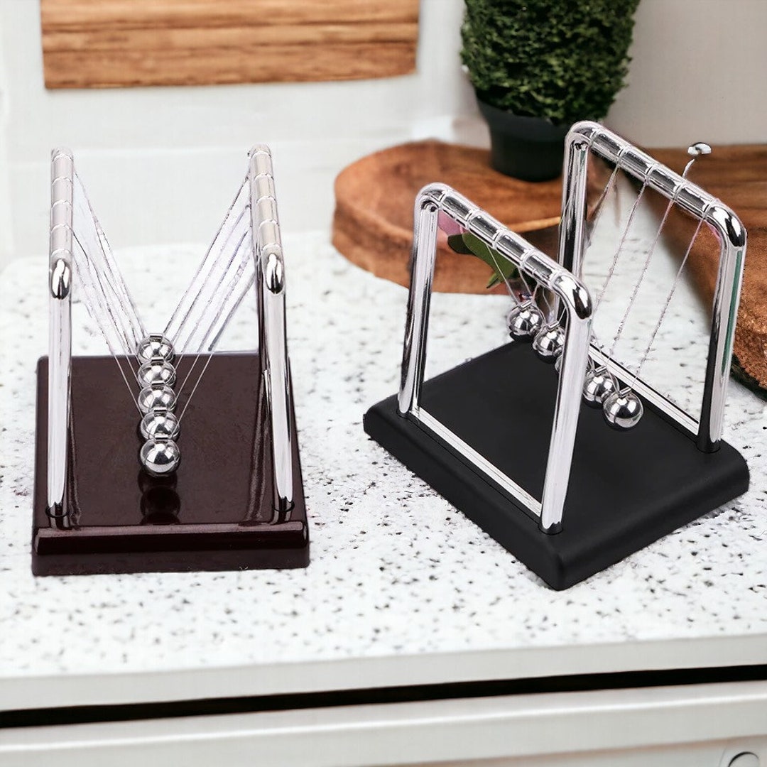 Newton's Cradle Desk Pendulum Physics Metal Pendulum Science Balance ...