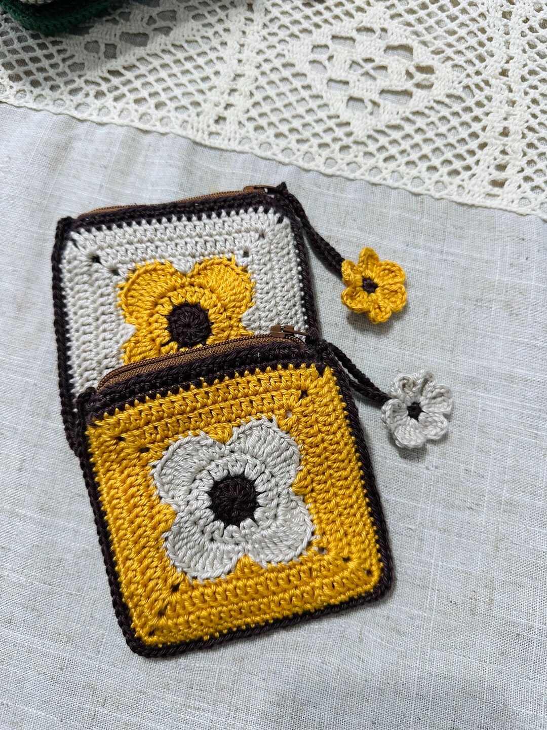 Handmade Crochet Wallet - Floral Design - Small Zipper Wallet for Coins ...