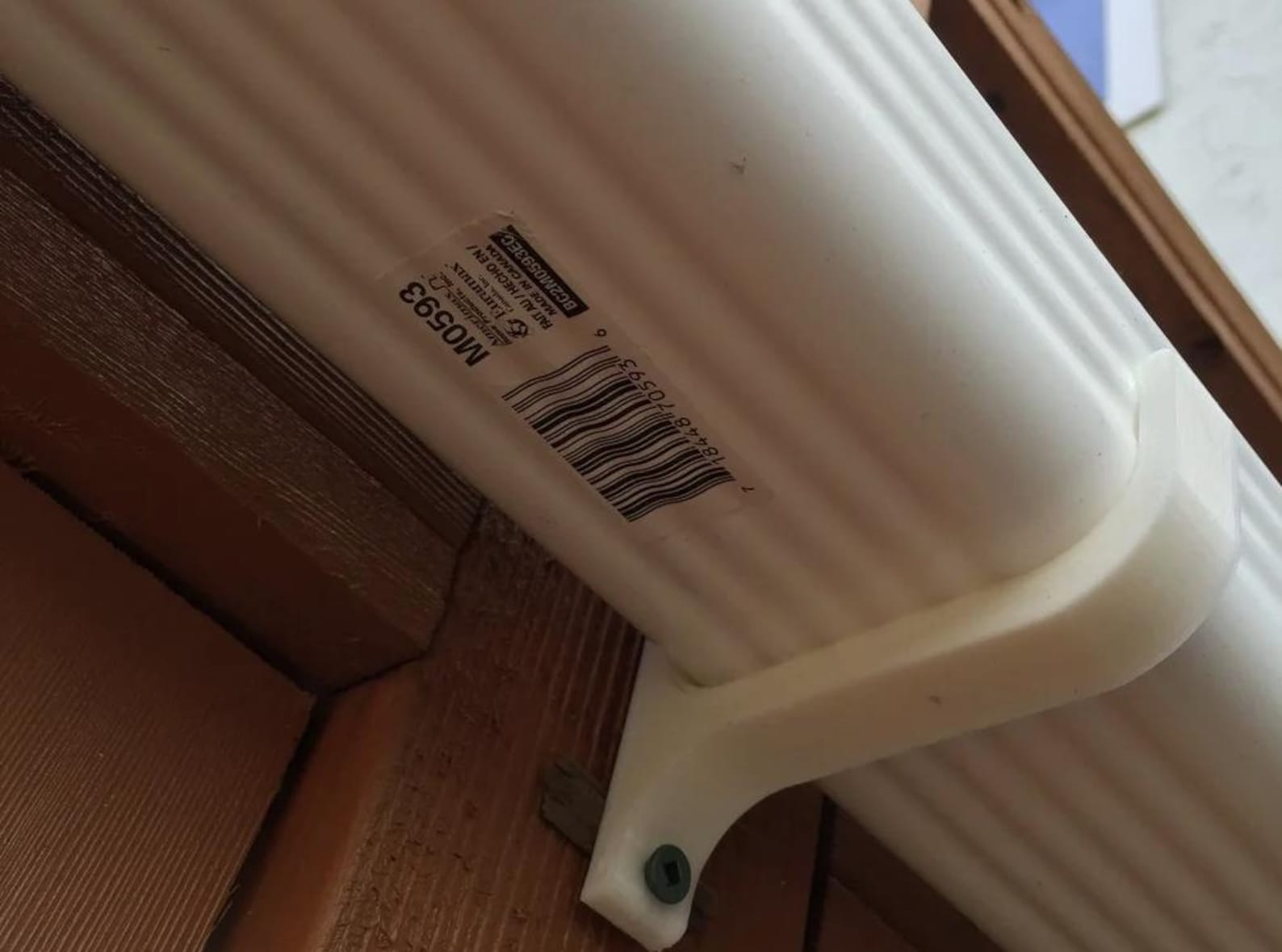 Hydroponic Downspout Mounting Brackets - Quick Release and Solid ...