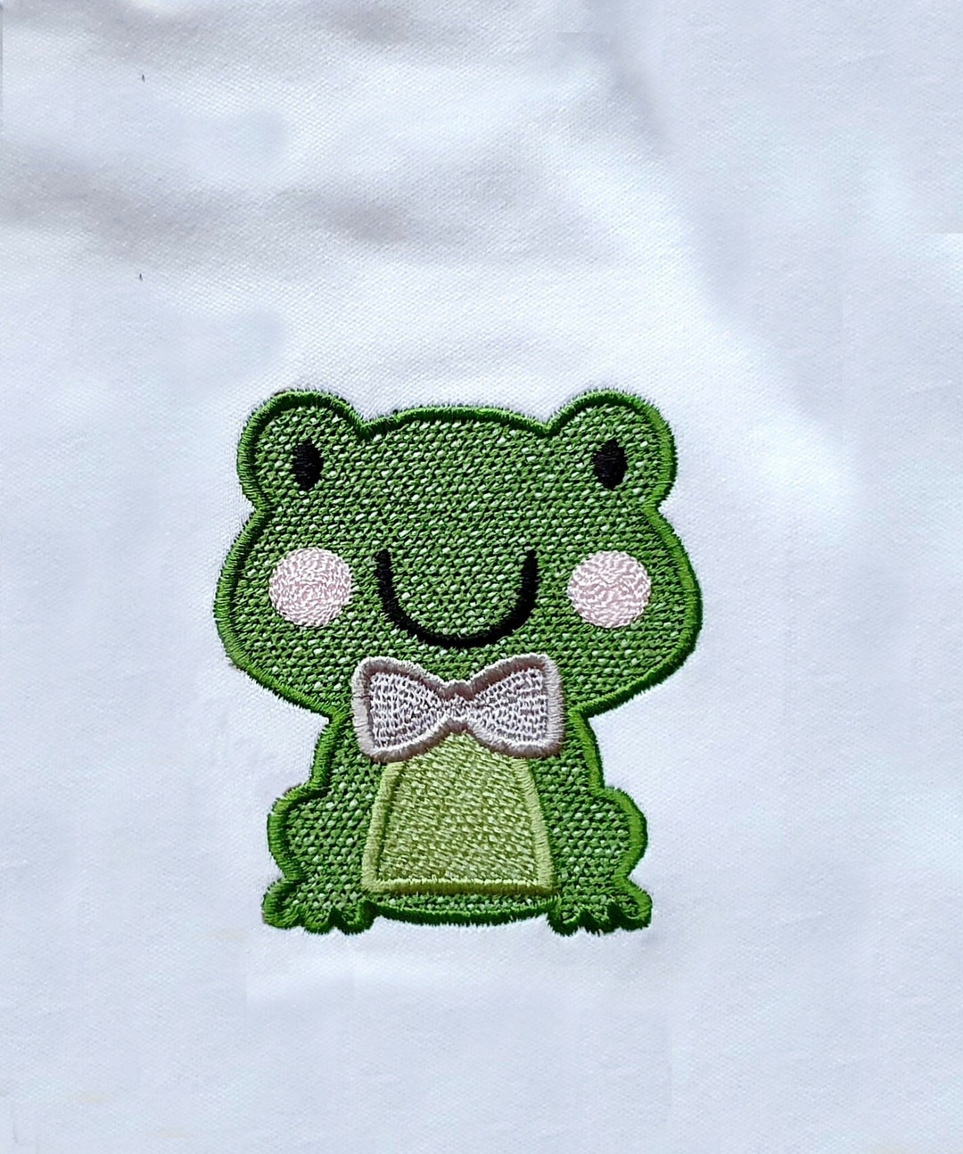 Frog Embroidery Design, Bow Tie Frog Machine Embroidery Digital File ...