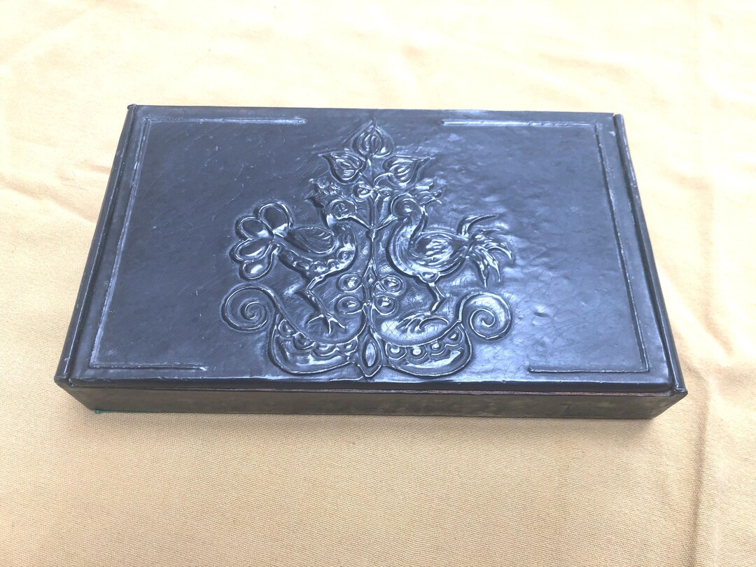 Charming Tin Plated Box With Bird Embossed Bird Design on the Lid. - Etsy
