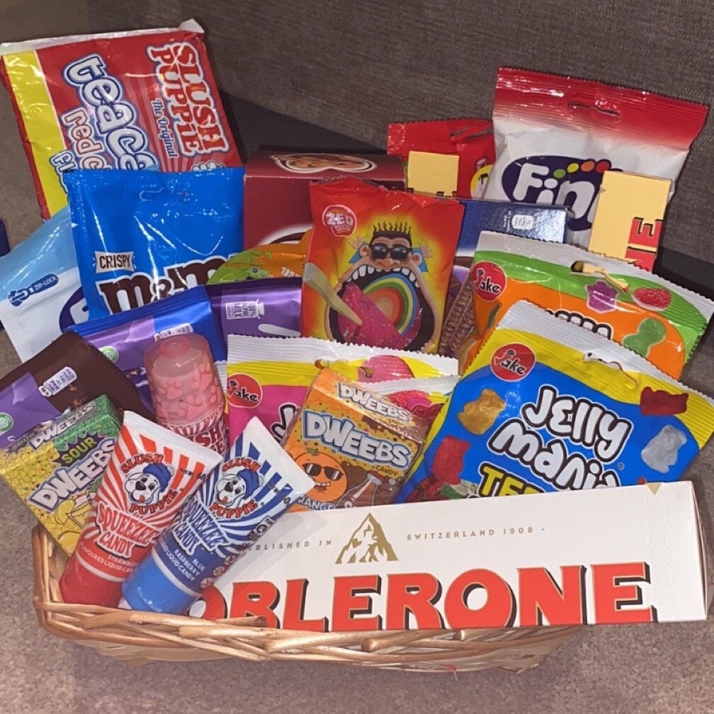 XL American Sweets & Chocolate Basket Hamper HEAVY WEIGHT - Etsy