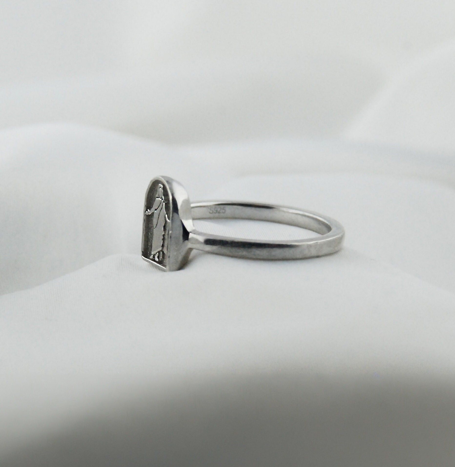 Christus Statue Jesus Ring - Etsy