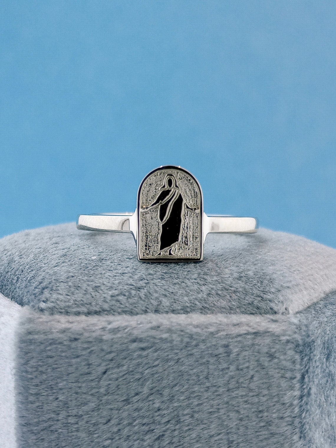 Christus Statue Jesus Ring - Etsy