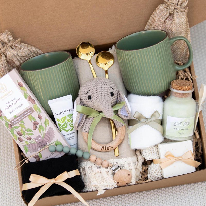 Gifts for Expecting Parents - 60+ Gift Ideas for 2025