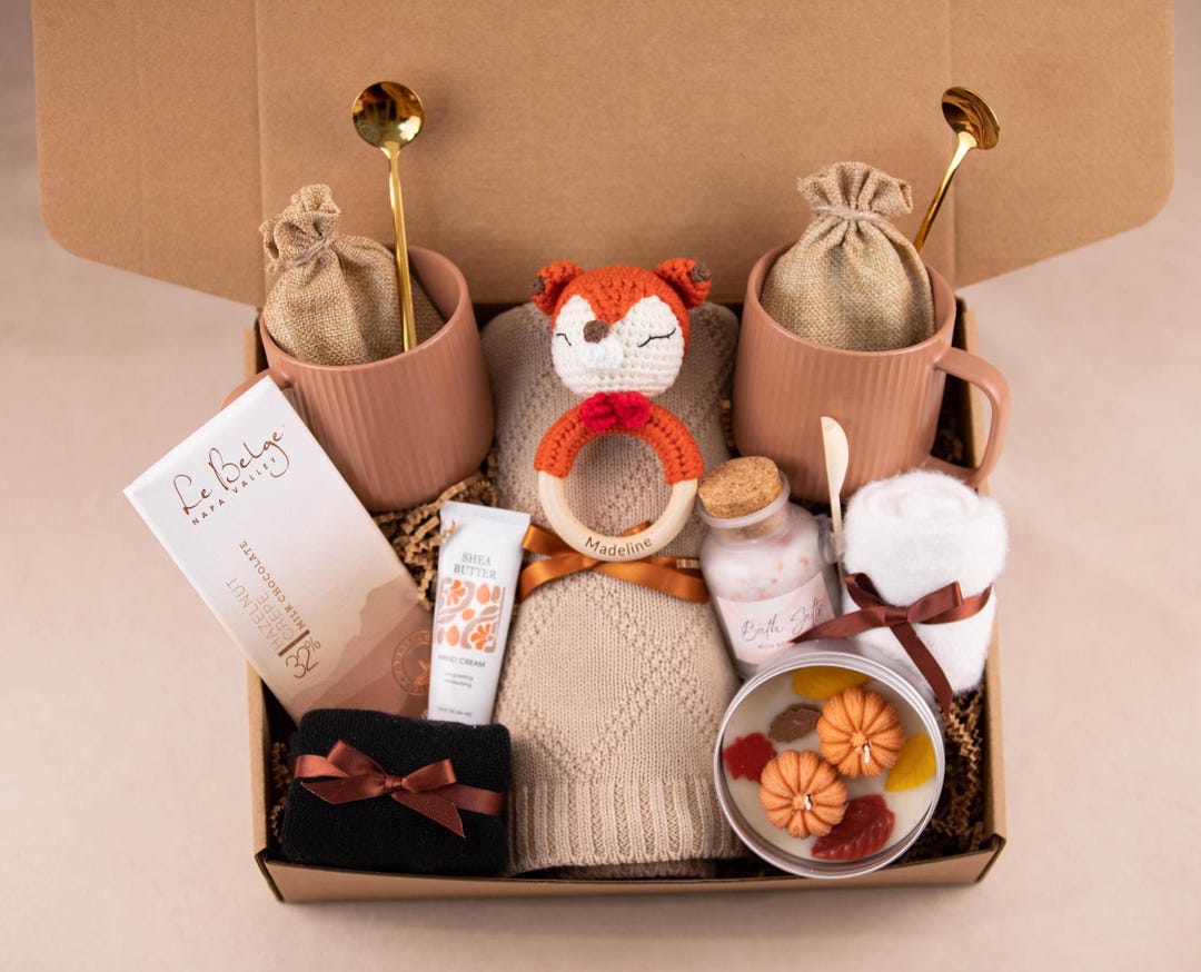 New Parents Gift Box for New Parents Care Package Pregnancy Gift Box ...