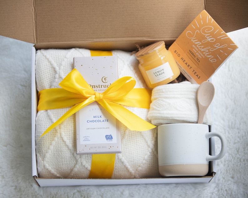 Cozy Hug in A Box Gift Set, Knit Blanket, Candle & Mug - Etsy