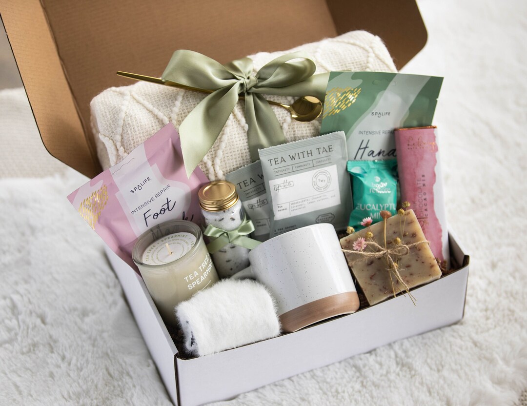 Self Care Spa Gift Box for Her Postpartum Care Package First Time ...
