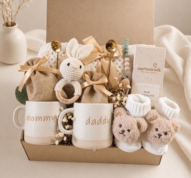 New Mom Gift Box Gender Neutral Gift New Baby Gift Gender Reveal Gift ...