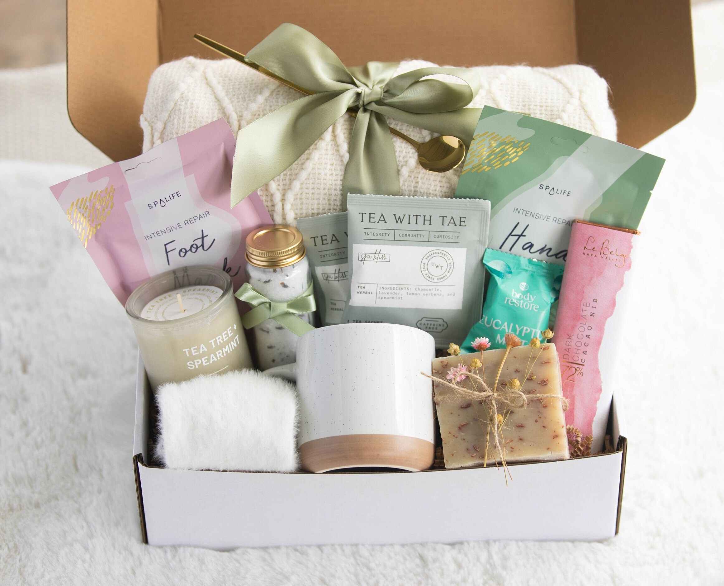 Spa Gift Box for Women, Hygge Gift Box Self Care Package, Spa Care ...