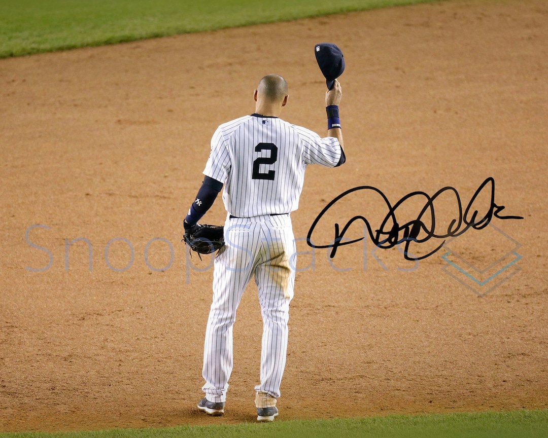 Derek Jeter Signed 8x10 Glossy Photo Autographed RP Signature Print ...