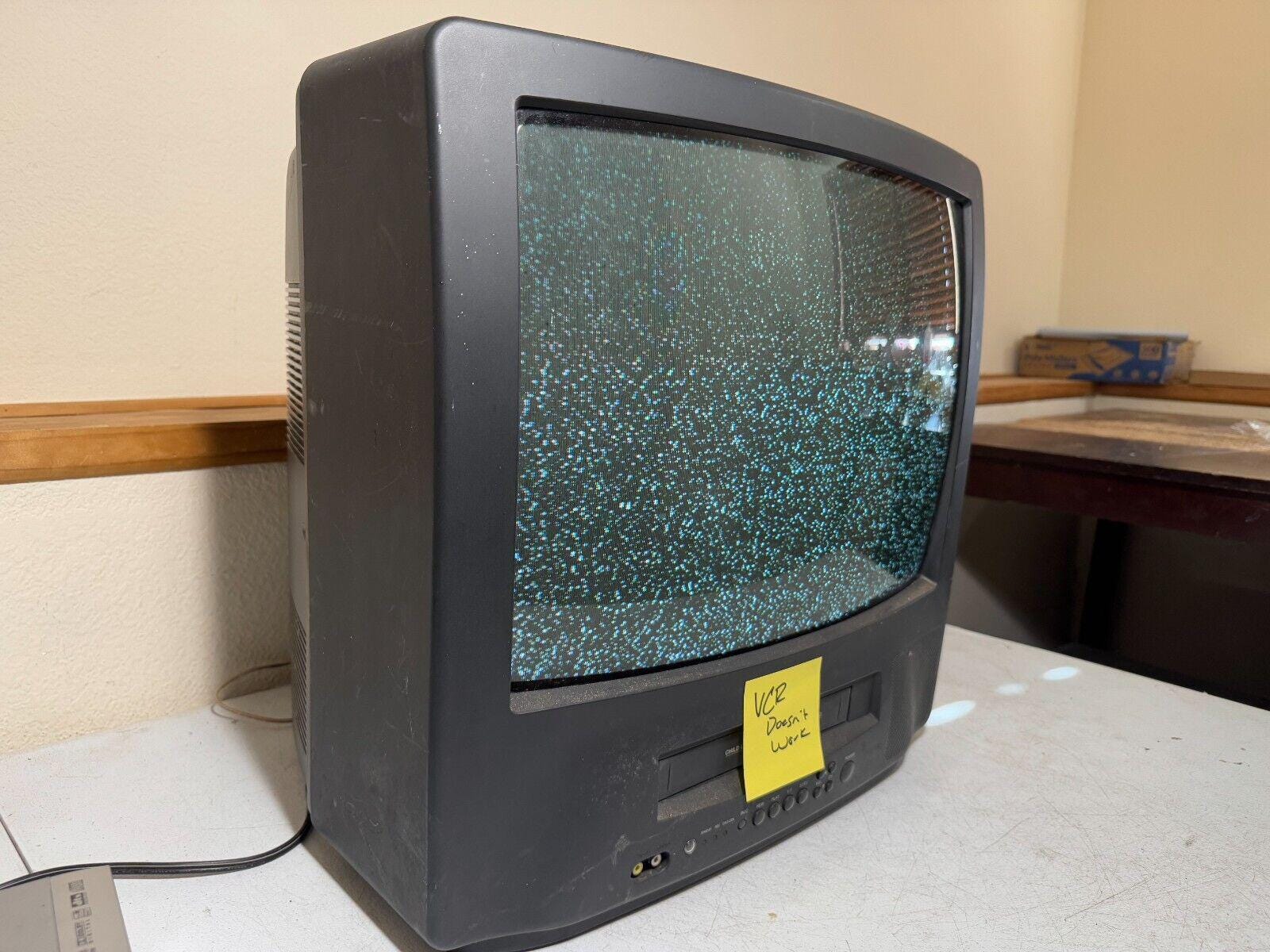 Daewoo DVN-20F6N 20" CRT Tv Retro Gaming Television Vintage Rcas Big ...
