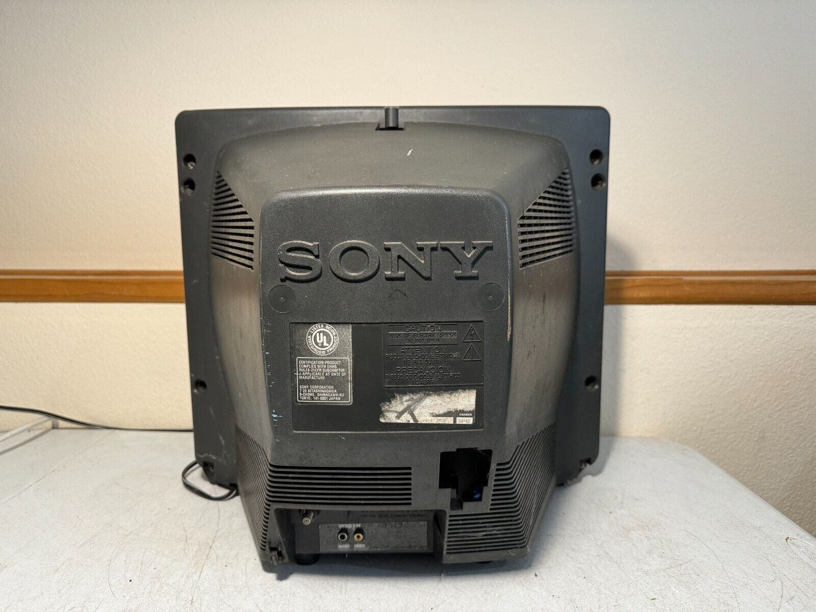 Sony Trinitron KV20V80 20 CRT TV Retro Gaming Television Vintage Tube ...