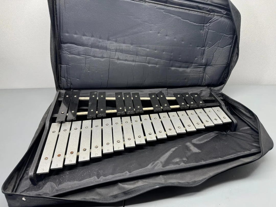 Kaman CB700 Xylophone Percussion 30 Key Glockenspiel W/ Carrying Case ...