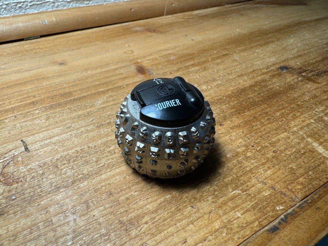IBM Selectric I and II Ball Element - Courier 12 Font (elite / 12 Pitch ...