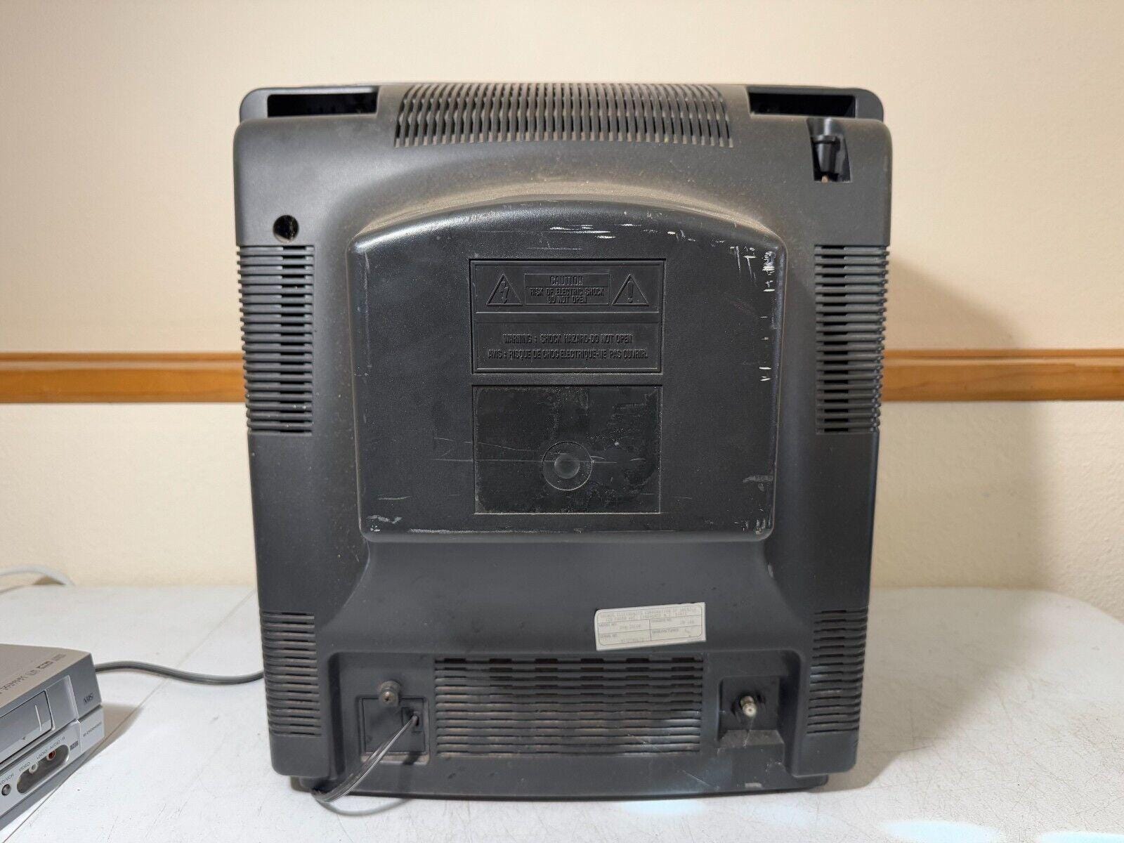 Daewoo DVN-20F6N 20" CRT Tv Retro Gaming Television Vintage Rcas Big ...