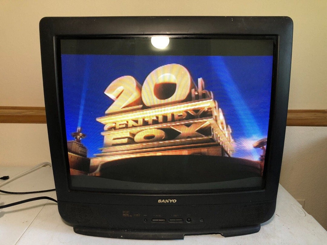 Sanyo DS27890 27 CRT TV Retro Gaming Television Vintage Curved Screen S ...