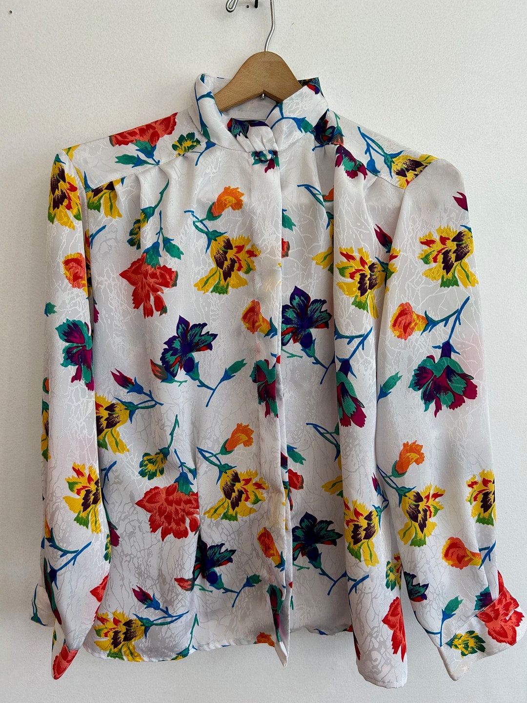 VINTAGE Button up Blouse White Floral Polyester Shirt Size Medium ...