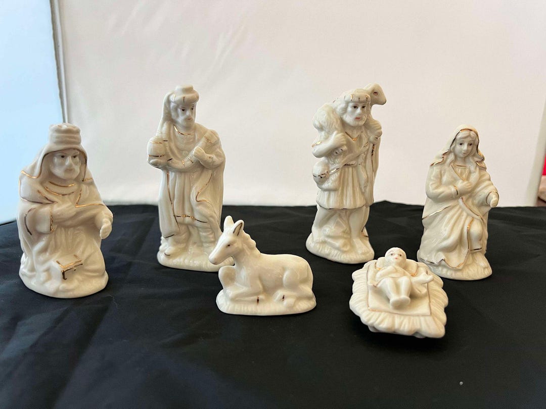 Vintage Nativity Set Ivory & Gold Color Porcelain 6 Piece Set - Etsy