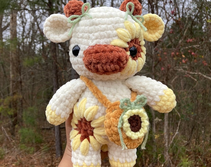 Crochet Sunflower Cow Plushie W/ Drawstring Flower Bag - Etsy