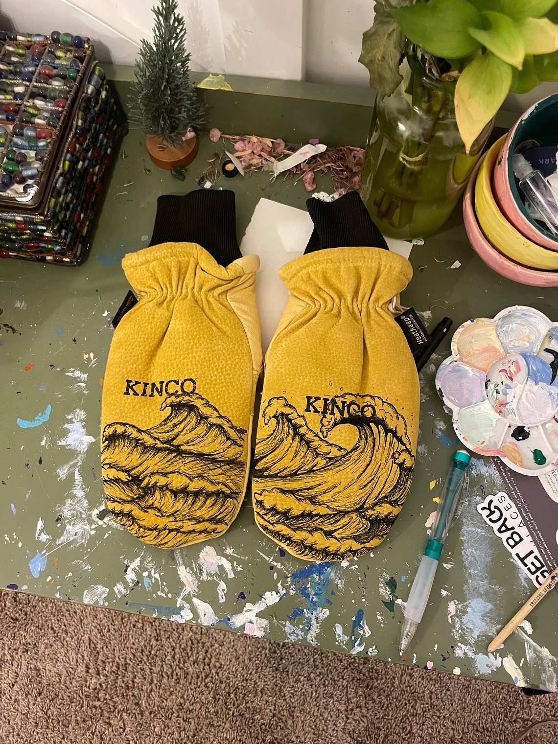 Custom Kinco Snow Gloves/mitts - Etsy