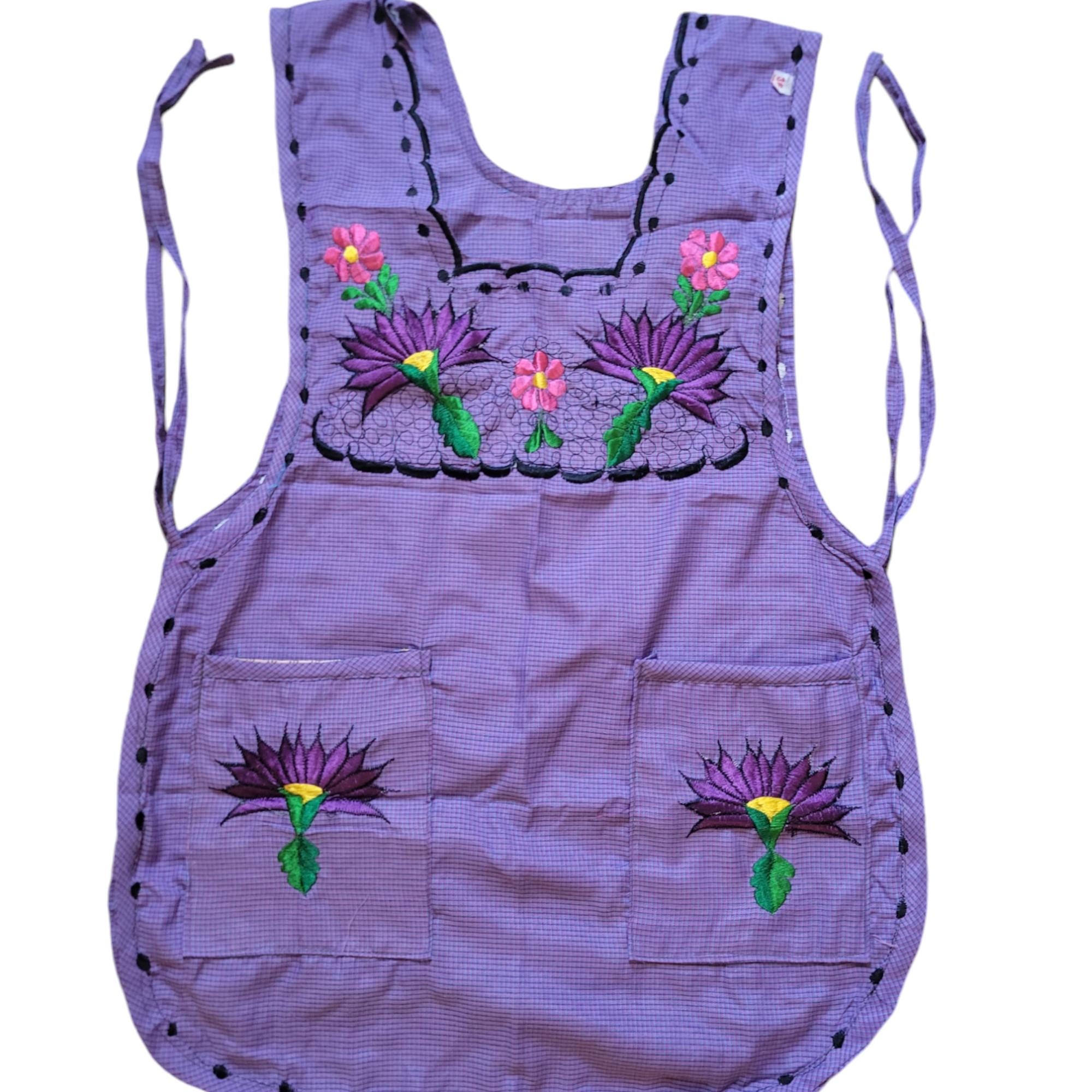 Traditional Mexican Apron for Women With Pockets and Beautiful Flower ...