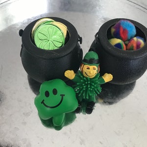 Saint Patricks Day Sensory Bin - Etsy