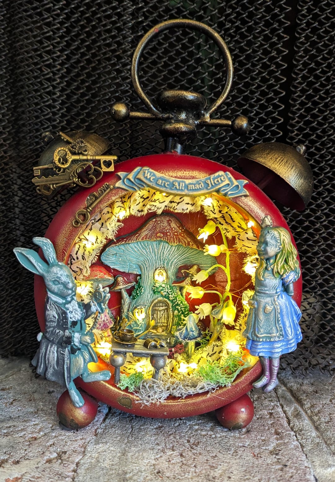 Alice in Wonderland Altered Alarm Clock: Diorama Night Light - Etsy