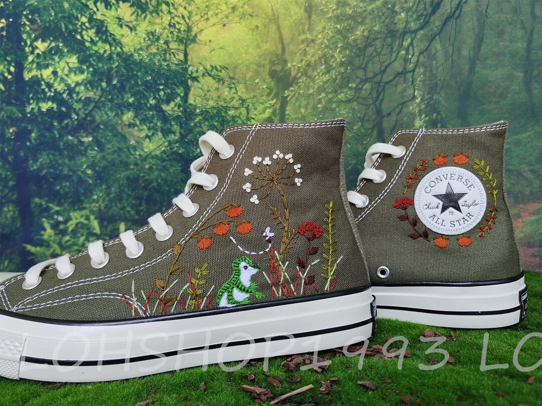 Converse Custom Frog, Animal Embroidery/custom Converse Chuck Taylor ...