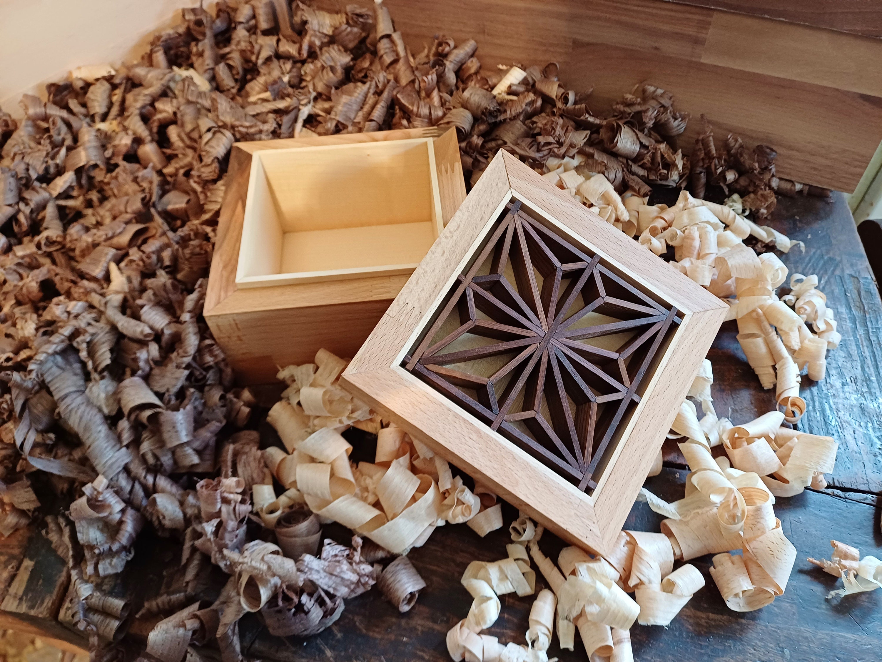 Kumiko Box beechwalnut - Etsy